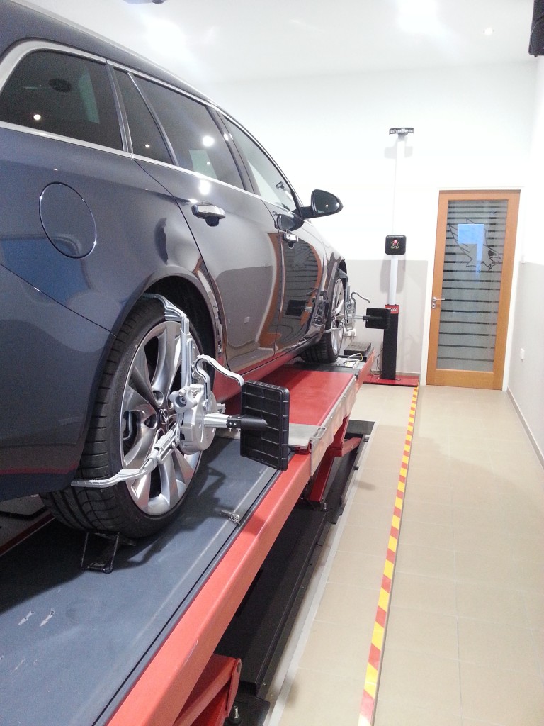 Garage equipment Sales & Service - L. Luca Enterprises Ltd.